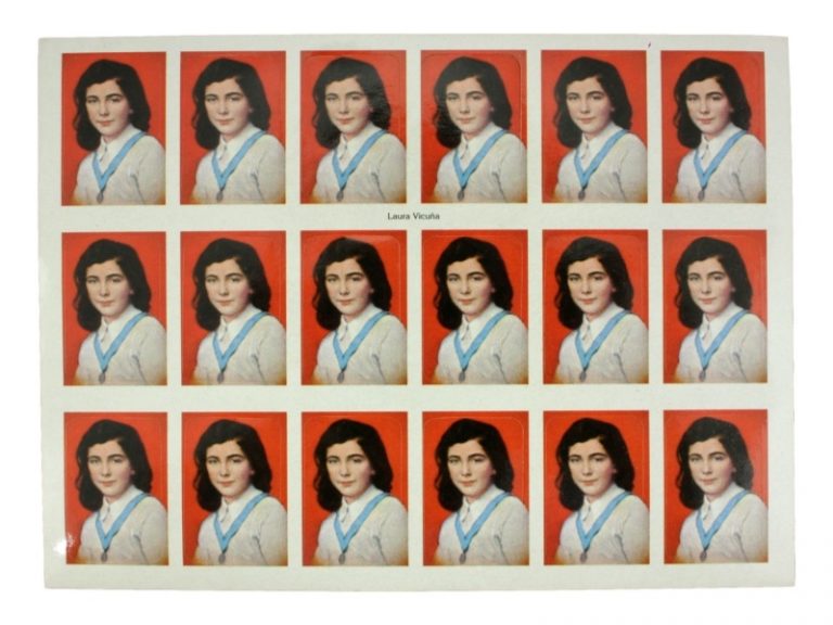 Plancha de 18 stickers – Beata Laura Vicuña | El Propagador Cristiano